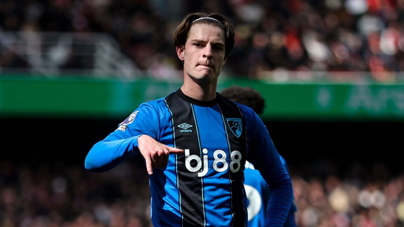 Arsenal Dealt Huge Premier League Title Race Blow after Bournemouth ...
